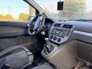 Black Ford C-Max 2007 in Utena, with an engine capacity of 1.56 L and mileage of 275 thousand km for 320 €, photo 8 on AUTOMOTO.COM.LV