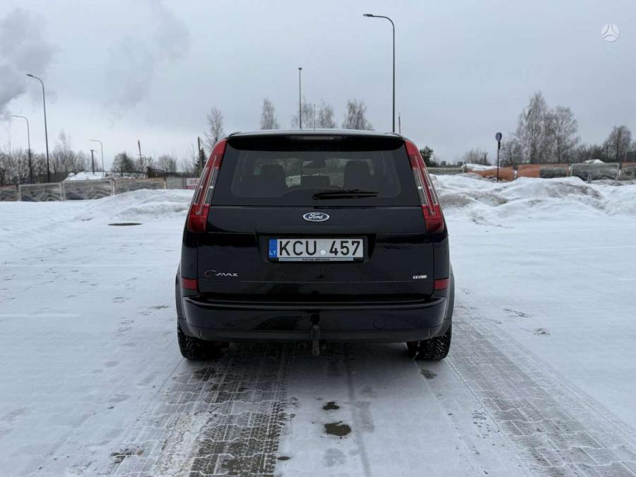 Black Ford C-Max 2008 in Vilnius, with an engine capacity of 1.56 L and mileage of 334 thousand km for 850 €, photo 5 on AUTOMOTO.COM.LV