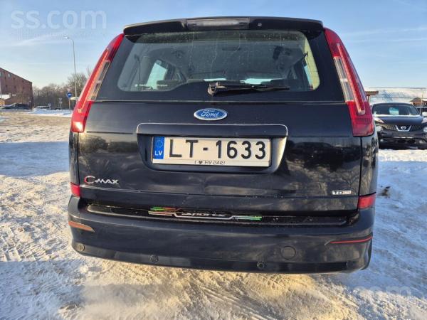 Black Ford C-Max 2009 in Liepaja, with an engine capacity of 1.80 L and mileage of 331 thousand km for 2500 €, photo 6 on AUTOMOTO.COM.LV
