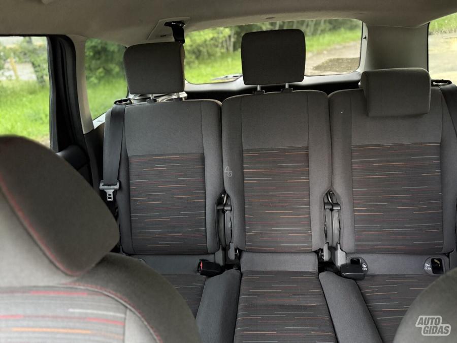 Black Ford C-Max 2009 in Alytus, with an engine capacity of 1.60 L and mileage of 264 thousand km for 2350 €, photo 14 on AUTOMOTO.COM.LV