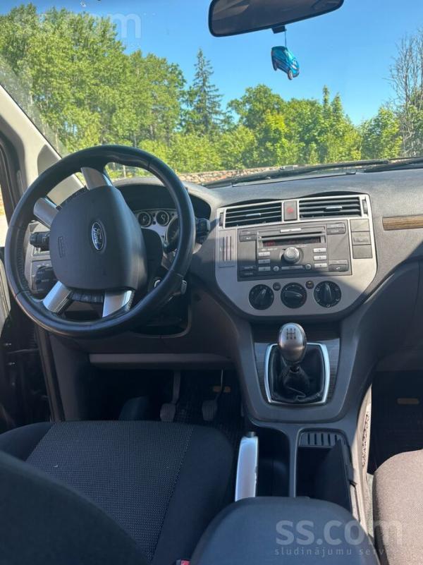 Black Ford C-Max 2009 in Talsi, with an engine capacity of 1.60 L and mileage of 412 thousand km for 1550 €, photo 3 on AUTOMOTO.COM.LV