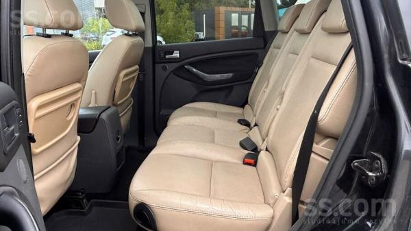 Melns Ford C-Max 2009 Jelgava, ar dzinēja tilpumu 2.00 L un nobraukumu 285 tūkst. km par 2300 €, foto 8 vietnē AUTOMOTO.COM.LV