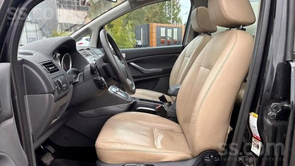 Melns Ford C-Max 2009 Jelgava, ar dzinēja tilpumu 2.00 L un nobraukumu 285 tūkst. km par 2300 €, foto 9 vietnē AUTOMOTO.COM.LV
