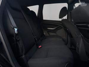 Black Ford C-Max 2010 in Vilnius, with an engine capacity of 1.60 L and mileage of 302 thousand km for 1999 €, photo 10 on AUTOMOTO.COM.LV