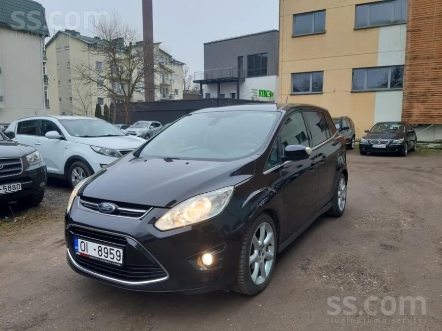 Black Ford C-Max 2011 in Daugavpils, with an engine capacity of 2.00 L and mileage of 0 thousand km for 4900 €, photo 1 on AUTOMOTO.COM.LV