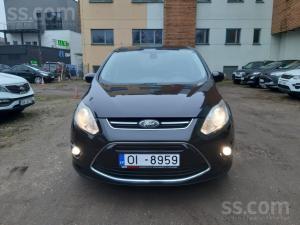Black Ford C-Max 2011 in Daugavpils, with an engine capacity of 2.00 L and mileage of 0 thousand km for 4900 €, photo 2 on AUTOMOTO.COM.LV