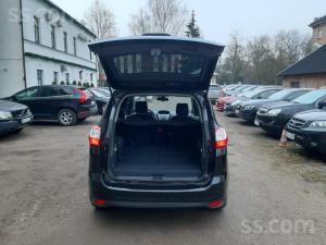Black Ford C-Max 2011 in Daugavpils, with an engine capacity of 2.00 L and mileage of 0 thousand km for 4900 €, photo 23 on AUTOMOTO.COM.LV