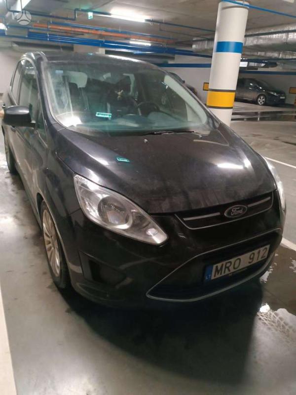 Black Ford C-Max 2011 in Vilnius, with an engine capacity of 1.56 L and mileage of 327 thousand km for 1500 €, photo 2 on AUTOMOTO.COM.LV