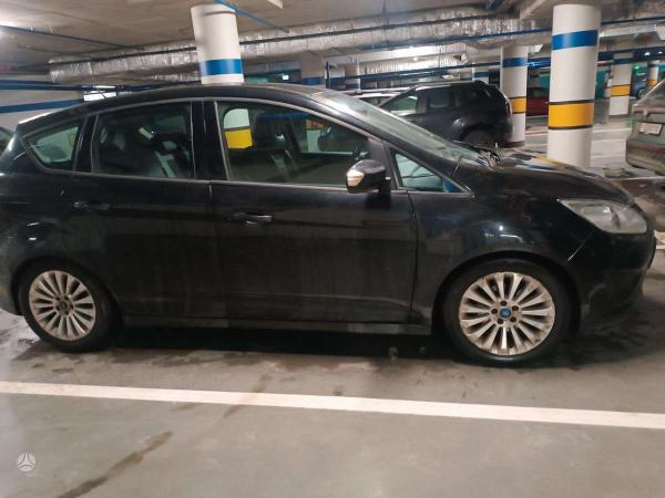 Black Ford C-Max 2011 in Vilnius, with an engine capacity of 1.56 L and mileage of 327 thousand km for 1500 €, photo 3 on AUTOMOTO.COM.LV