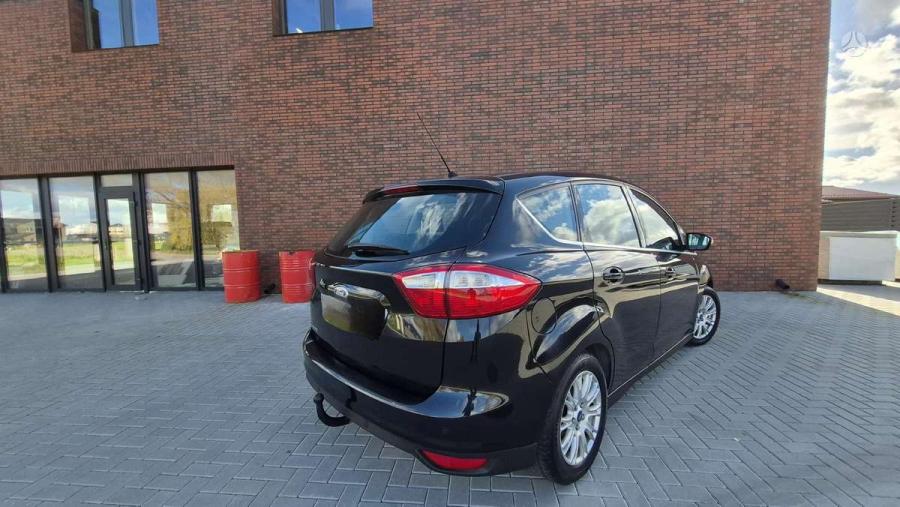 Melns Ford C-Max 2011 Klaipėda, ar dzinēja tilpumu 2.00 L un nobraukumu 215 tūkst. km par 2300 €, foto 5 vietnē AUTOMOTO.COM.LV