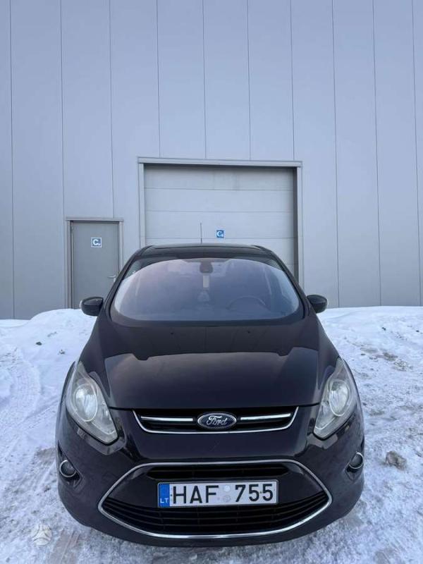 Black Ford C-Max 2011 in Kaunas, with an engine capacity of 2.00 L and mileage of 297 thousand km for 4200 €, photo 3 on AUTOMOTO.COM.LV