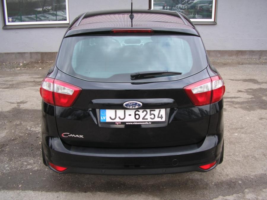 Black Ford C-Max 2011 in Riga, with an engine capacity of 1.60 L and mileage of 341 thousand km for 4150 €, photo 7 on AUTOMOTO.COM.LV