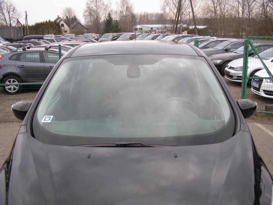 Black Ford C-Max 2011 in Riga, with an engine capacity of 1.60 L and mileage of 341 thousand km for 4150 €, photo 13 on AUTOMOTO.COM.LV