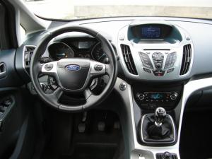 Black Ford C-Max 2011 in Riga, with an engine capacity of 1.60 L and mileage of 341 thousand km for 4150 €, photo 15 on AUTOMOTO.COM.LV
