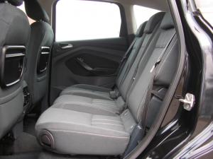 Black Ford C-Max 2011 in Riga, with an engine capacity of 1.60 L and mileage of 341 thousand km for 4150 €, photo 20 on AUTOMOTO.COM.LV