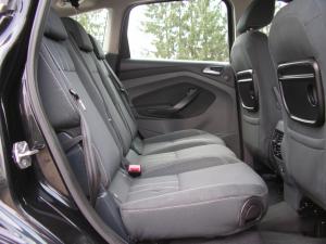 Black Ford C-Max 2011 in Riga, with an engine capacity of 1.60 L and mileage of 341 thousand km for 4150 €, photo 22 on AUTOMOTO.COM.LV