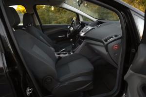 Black Ford C-Max 2011 in Jelgava, with an engine capacity of 1.60 L and mileage of 218 thousand km for 5200 €, photo 12 on AUTOMOTO.COM.LV