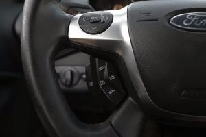 Black Ford C-Max 2011 in Jelgava, with an engine capacity of 1.60 L and mileage of 218 thousand km for 5200 €, photo 15 on AUTOMOTO.COM.LV