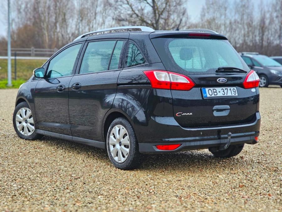 Melns Ford C-Max 2011 Rīga, ar dzinēja tilpumu 1.60 L un nobraukumu 240 tūkst. km par 5490 €, foto 5 vietnē AUTOMOTO.COM.LV