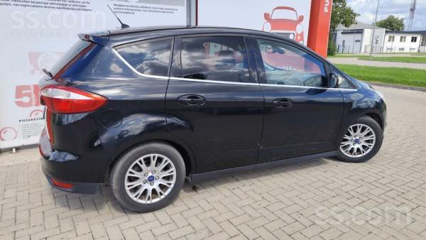 Black Ford C-Max 2011 in Jelgava, with an engine capacity of 1.60 L and mileage of 255 thousand km for 4180 €, photo 5 on AUTOMOTO.COM.LV