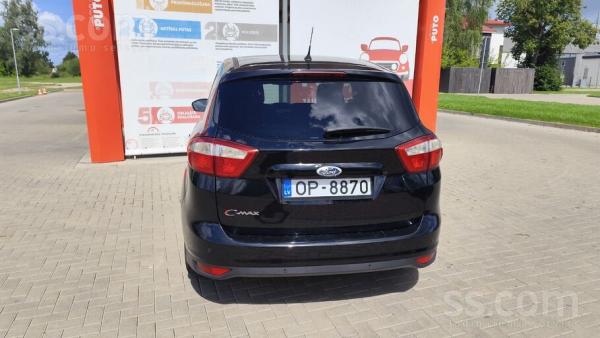 Black Ford C-Max 2011 in Jelgava, with an engine capacity of 1.60 L and mileage of 255 thousand km for 4180 €, photo 8 on AUTOMOTO.COM.LV