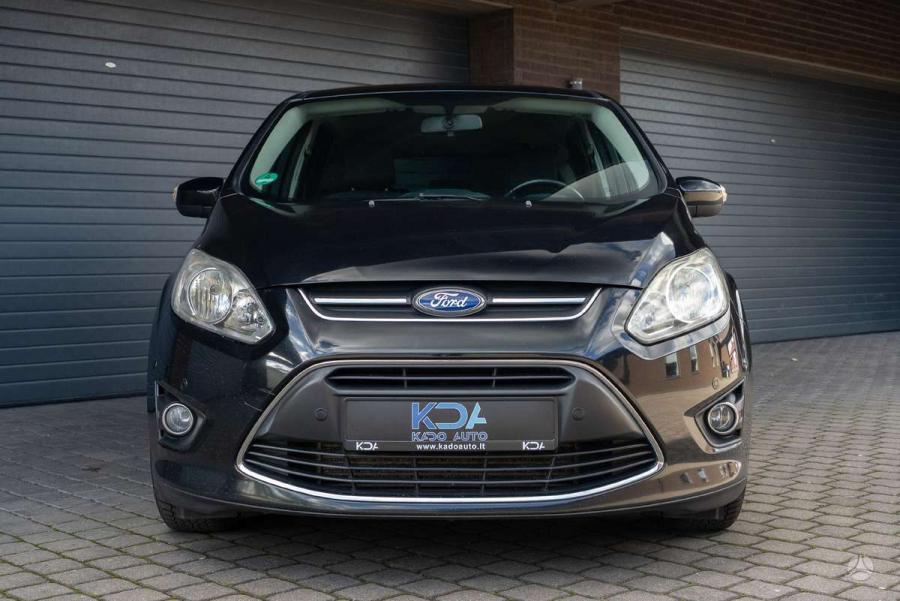 Black Ford C-Max 2012 in Marijampole, with an engine capacity of 1.60 L and mileage of 237 thousand km for 4850 €, photo 3 on AUTOMOTO.COM.LV