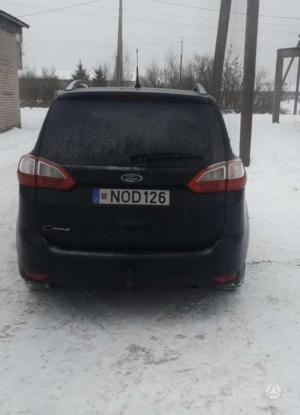 Black Ford C-Max 2012 in Radviliskis, with an engine capacity of 0.00 L and mileage of 270 thousand km for 2500 €, photo 4 on AUTOMOTO.COM.LV