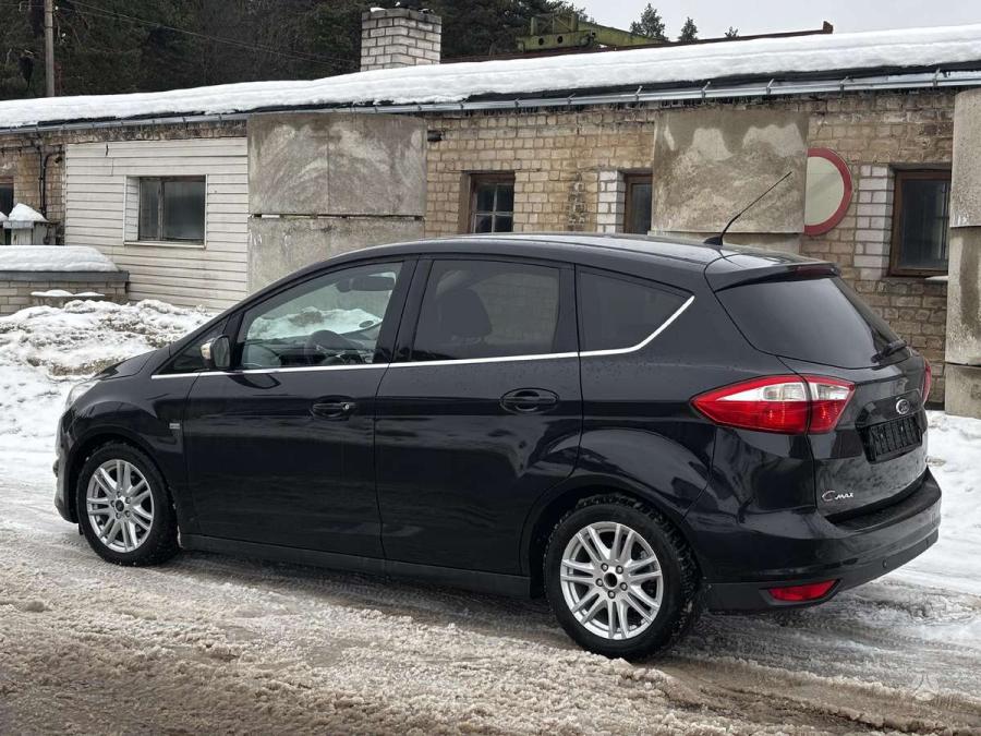 Black Ford C-Max 2012 in Utena, with an engine capacity of 1.56 L and mileage of 340 thousand km for 3150 €, photo 4 on AUTOMOTO.COM.LV