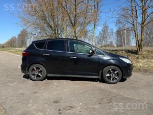 Black Ford C-Max 2012 in Riga, with an engine capacity of 1.60 L and mileage of 274 thousand km for 3500 €, photo 7 on AUTOMOTO.COM.LV
