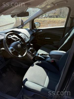 Black Ford C-Max 2012 in Riga, with an engine capacity of 1.60 L and mileage of 274 thousand km for 3500 €, photo 11 on AUTOMOTO.COM.LV