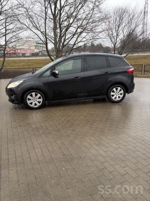 Black Ford C-Max 2012 in Talsi, with an engine capacity of 1.60 L and mileage of 264 thousand km for 4250 €, photo 5 on AUTOMOTO.COM.LV