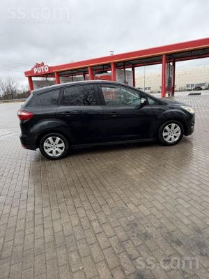Black Ford C-Max 2012 in Talsi, with an engine capacity of 1.60 L and mileage of 264 thousand km for 4250 €, photo 11 on AUTOMOTO.COM.LV