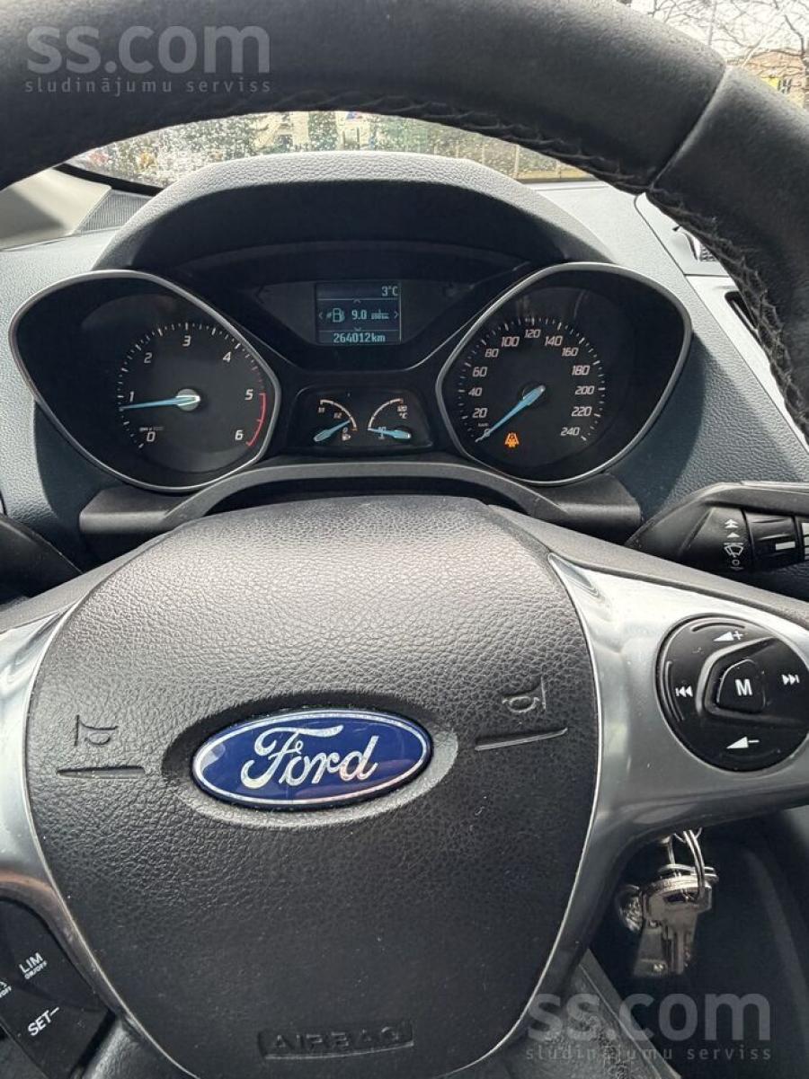 Black Ford C-Max 2012 in Talsi, with an engine capacity of 1.60 L and mileage of 264 thousand km for 4250 €, photo 13 on AUTOMOTO.COM.LV
