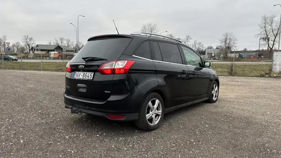 Melns Ford C-Max 2012 Daugavpils, ar dzinēja tilpumu 1.60 L un nobraukumu 253 tūkst. km par 4200 €, foto 6 vietnē AUTOMOTO.COM.LV