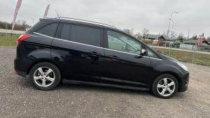 Melns Ford C-Max 2012 Daugavpils, ar dzinēja tilpumu 1.60 L un nobraukumu 253 tūkst. km par 4200 €, foto 7 vietnē AUTOMOTO.COM.LV