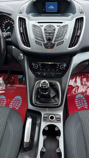 Melns Ford C-Max 2012 Daugavpils, ar dzinēja tilpumu 1.60 L un nobraukumu 253 tūkst. km par 4200 €, foto 12 vietnē AUTOMOTO.COM.LV