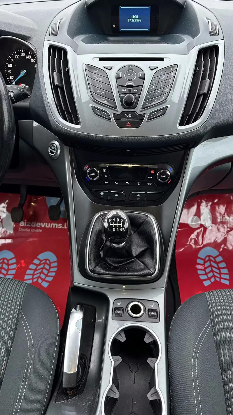 Melns Ford C-Max 2012 Daugavpils, ar dzinēja tilpumu 1.60 L un nobraukumu 253 tūkst. km par 4200 €, foto 12 vietnē AUTOMOTO.COM.LV