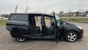 Melns Ford C-Max 2012 Daugavpils, ar dzinēja tilpumu 1.60 L un nobraukumu 253 tūkst. km par 4200 €, foto 24 vietnē AUTOMOTO.COM.LV