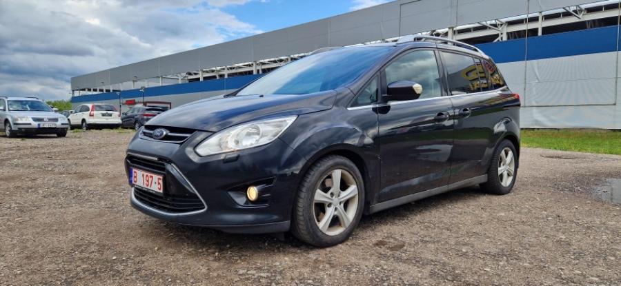 Black Ford C-Max 2012 in Riga, with an engine capacity of 1.60 L and mileage of 251 thousand km for 4750 €, photo 1 on AUTOMOTO.COM.LV