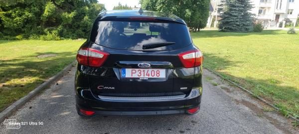 Black Ford C-Max 2012 in Kedainiai, with an engine capacity of 1.00 L and mileage of 174 thousand km for 3999 €, photo 6 on AUTOMOTO.COM.LV