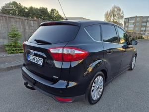 Black Ford C-Max 2012 in Mazeikiai, with an engine capacity of 1.60 L and mileage of 251 thousand km for 4450 €, photo 5 on AUTOMOTO.COM.LV