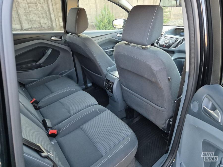 Black Ford C-Max 2012 in Mazeikiai, with an engine capacity of 1.60 L and mileage of 251 thousand km for 4450 €, photo 11 on AUTOMOTO.COM.LV