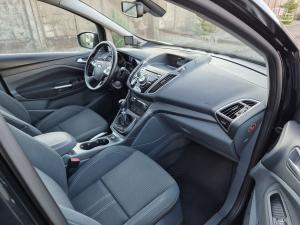 Black Ford C-Max 2012 in Mazeikiai, with an engine capacity of 1.60 L and mileage of 251 thousand km for 4450 €, photo 12 on AUTOMOTO.COM.LV