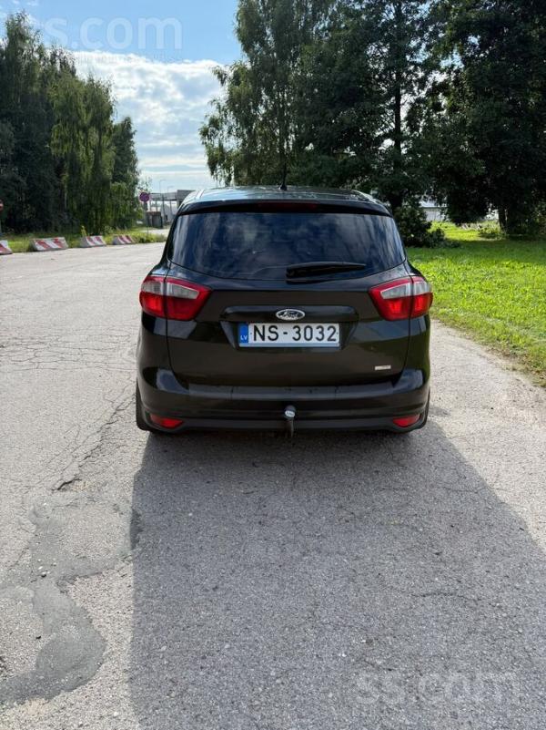 Melns Ford C-Max 2012 Rīga, ar dzinēja tilpumu 1.60 L un nobraukumu 275 tūkst. km par 3100 €, foto 6 vietnē AUTOMOTO.COM.LV