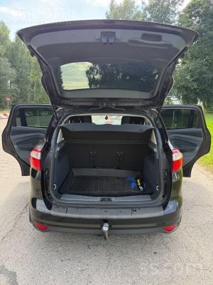 Melns Ford C-Max 2012 Rīga, ar dzinēja tilpumu 1.60 L un nobraukumu 275 tūkst. km par 3100 €, foto 12 vietnē AUTOMOTO.COM.LV