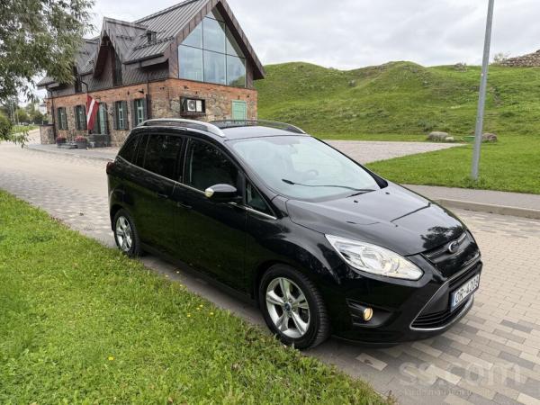 Black Ford C-Max 2012 in Rezekne, with an engine capacity of 1.60 L and mileage of 0 thousand km for 4850 €, photo 4 on AUTOMOTO.COM.LV