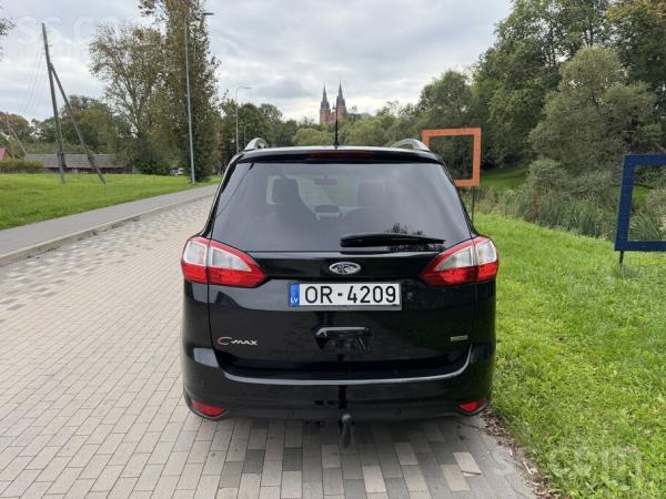 Black Ford C-Max 2012 in Rezekne, with an engine capacity of 1.60 L and mileage of 0 thousand km for 4850 €, photo 9 on AUTOMOTO.COM.LV