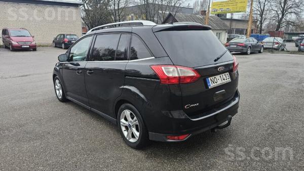 Black Ford C-Max 2013 in Limbazi, with an engine capacity of 1.00 L and mileage of 140 thousand km for 4650 €, photo 7 on AUTOMOTO.COM.LV