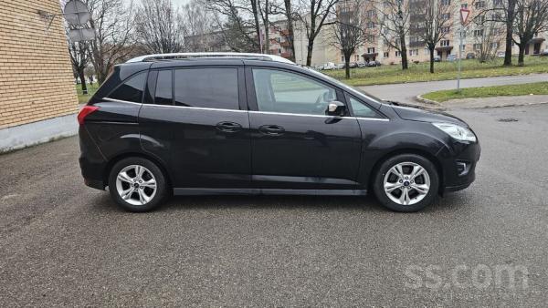 Melns Ford C-Max 2013 Limbaži, ar dzinēja tilpumu 1.00 L un nobraukumu 140 tūkst. km par 4650 €, foto 4 vietnē AUTOMOTO.COM.LV