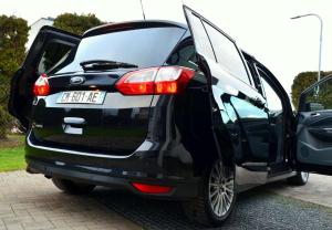 Black Ford C-Max 2013 in Kaunas, with an engine capacity of 1.60 L and mileage of 179 thousand km for 4950 €, photo 4 on AUTOMOTO.COM.LV